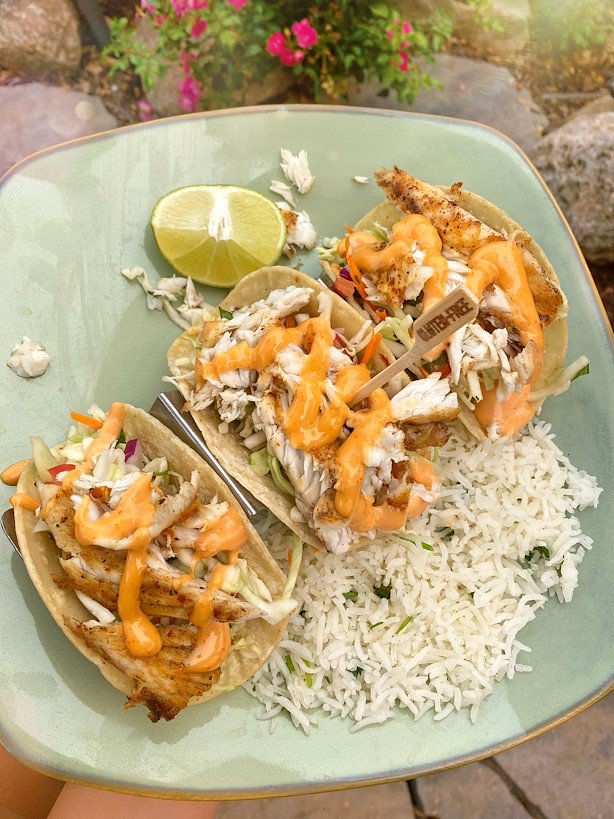 Twigs Tavern and Grille